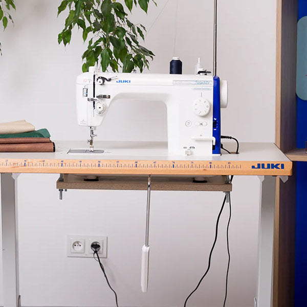 Table bâti Juki TL-2200 et 2300 Sumato | Atelier de la Machine à Coudre