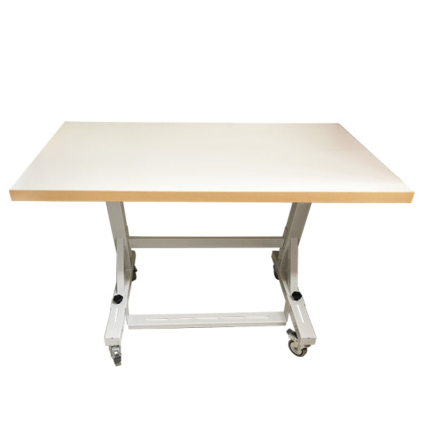 Table bâti plein Juki | Atelier de la Machine à Coudre